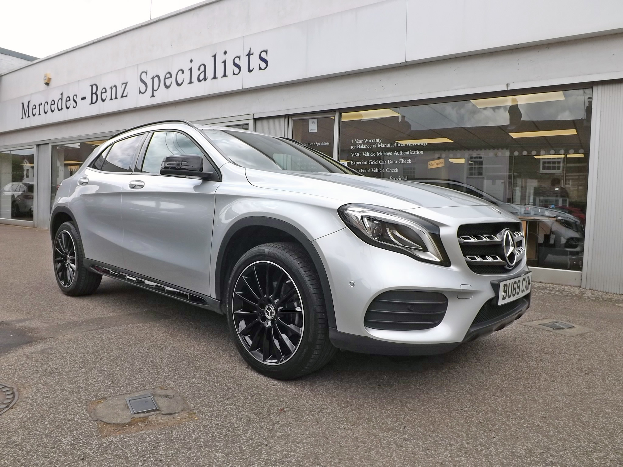 Simon Light Mercedes servicing in Hertford and Hertfordshire